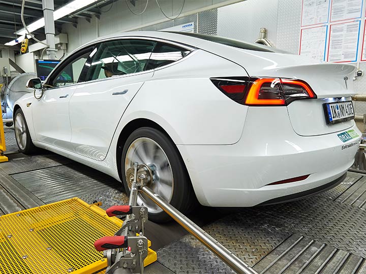 Tesla Model 3 2019 Test Preis Reichweite Bilder Daten Adac